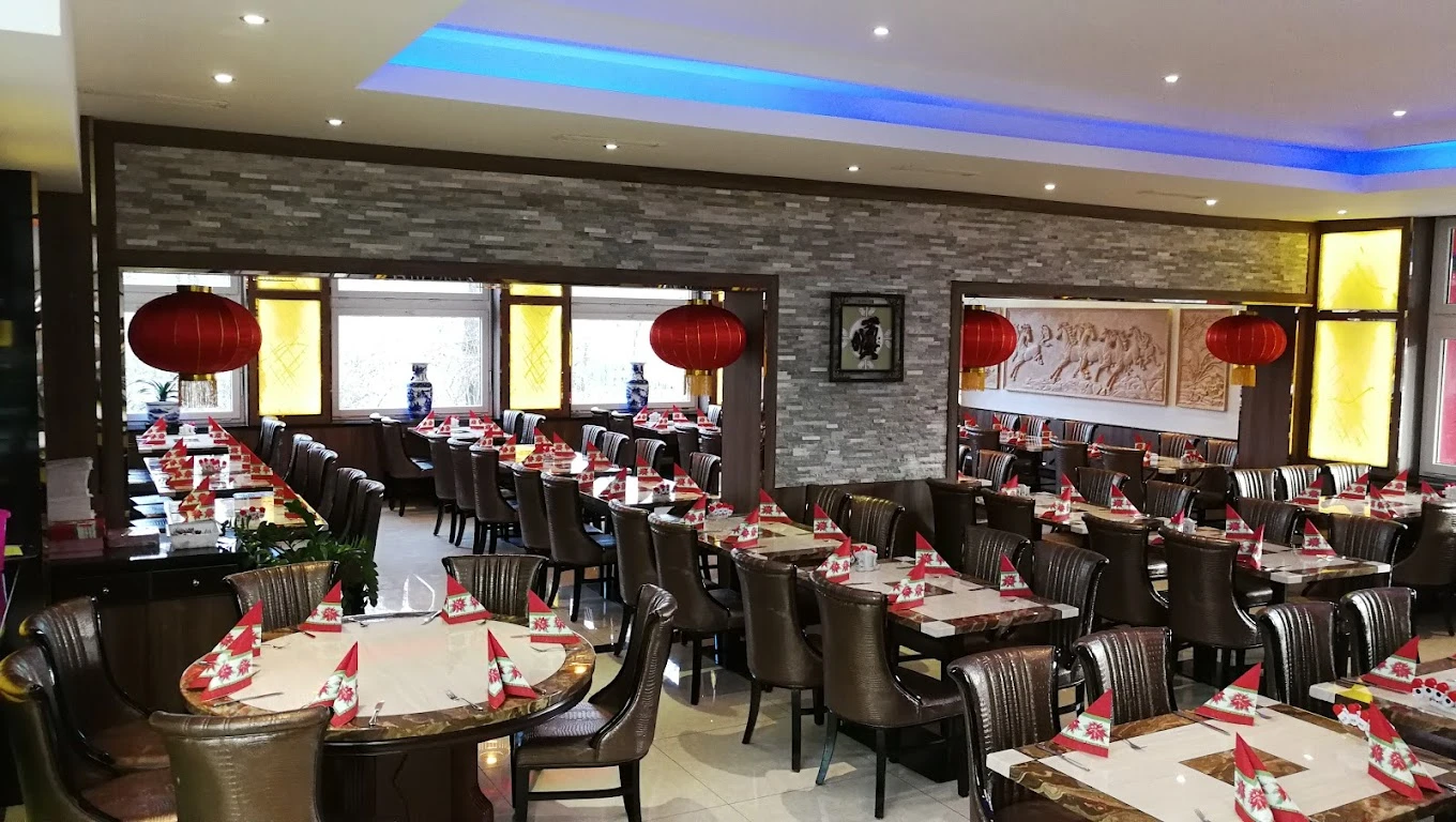 Kaiser Palast Asiatisches Spezialitaten Restaurant