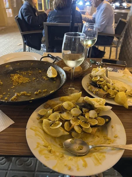 Los mejores 5 restaurantes con musica en directo de Sagrada família ...