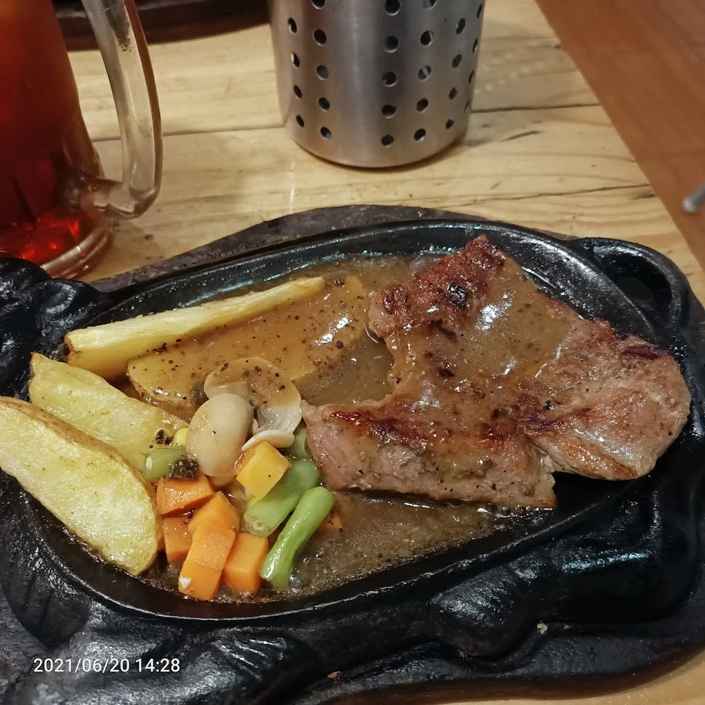 Daftar 5 restoran steak di Semolowaru Surabaya