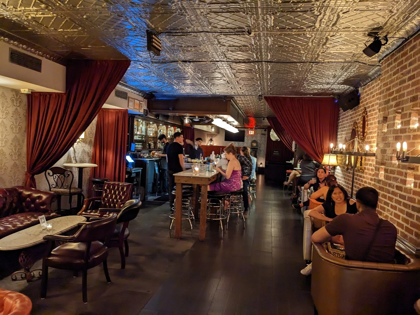 The 20 most popular bars in Long Astoria New York City