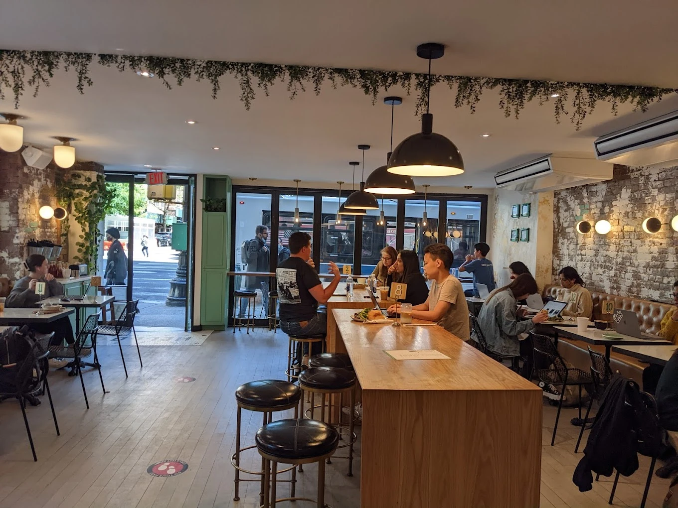 15 Best coffee shops in Midtown Manhattan New York City