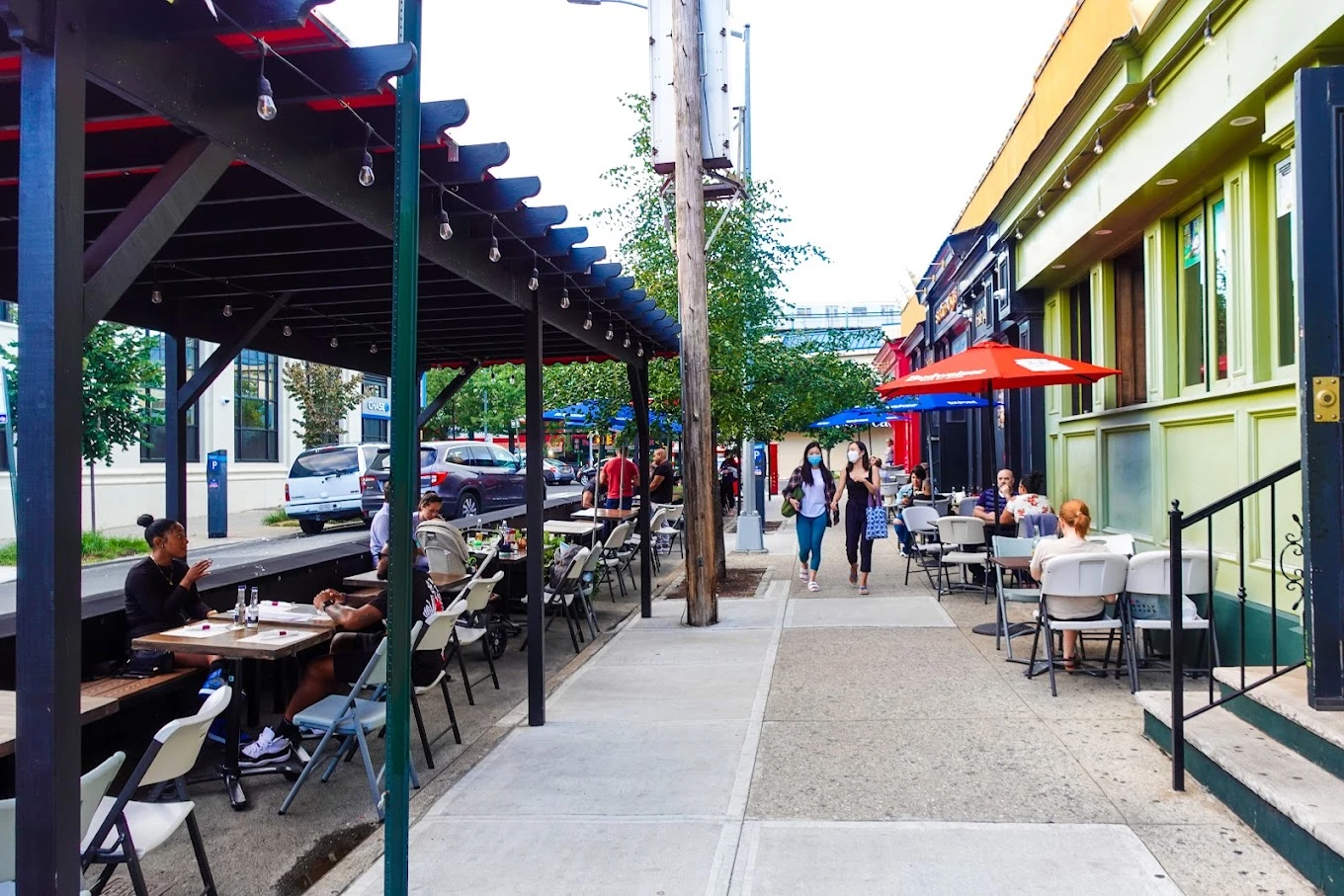 Best of 14 bars in Woodside NYC