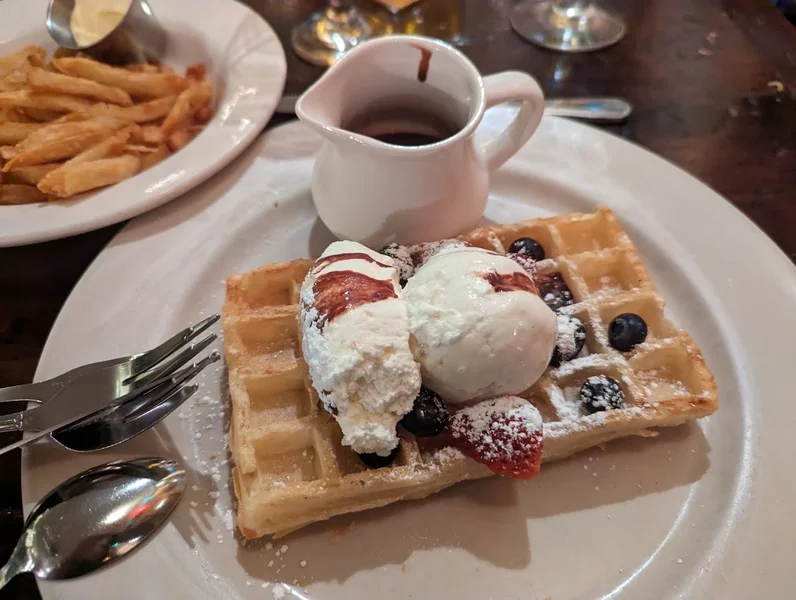 Top 25 brunch in Theater District NYC