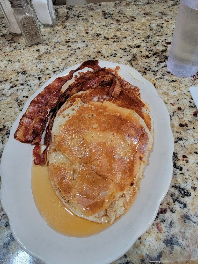 Top 13 brunch in Port Richmond NYC