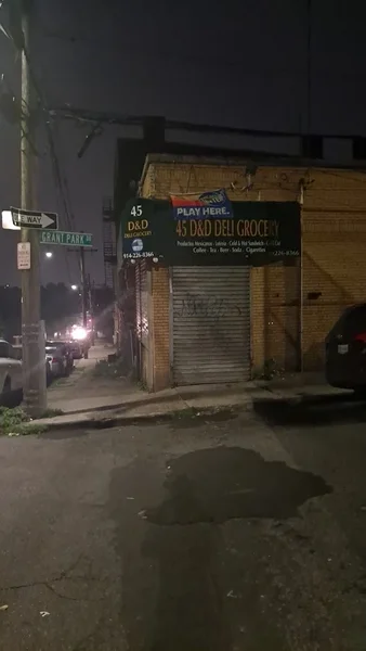 Top 13 delis in Getty Square Yonkers