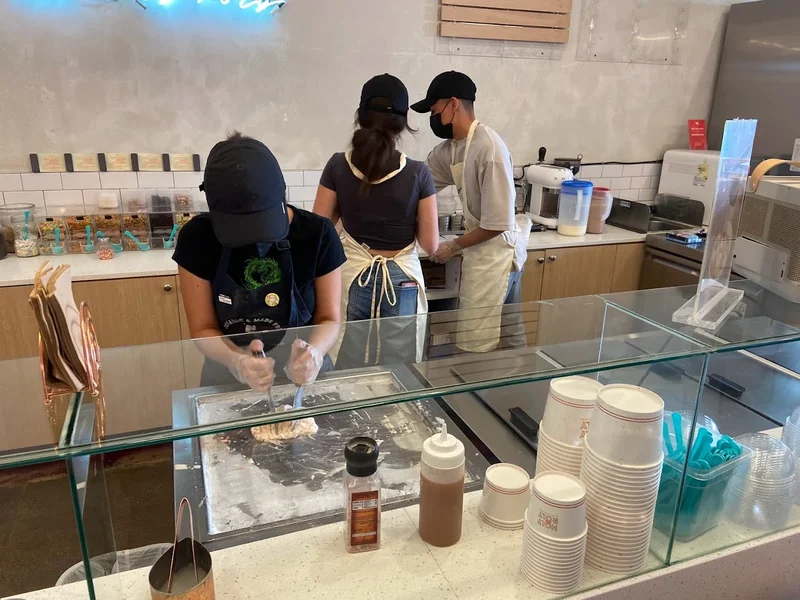 Best of 13 desserts in Koreatown Los Angeles