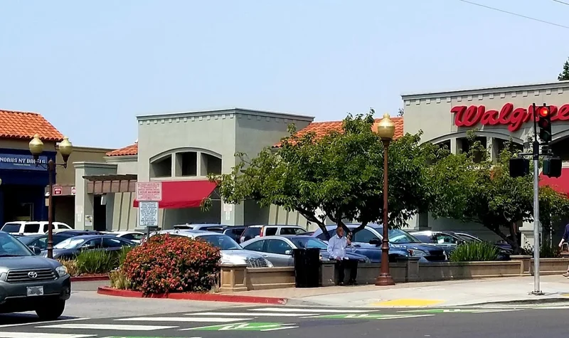 Top 14 shopping malls in Oakland