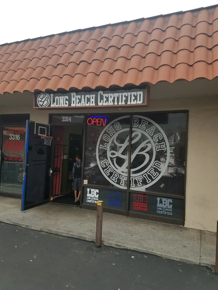 Best of 16 t-shirt shops in Long Beach