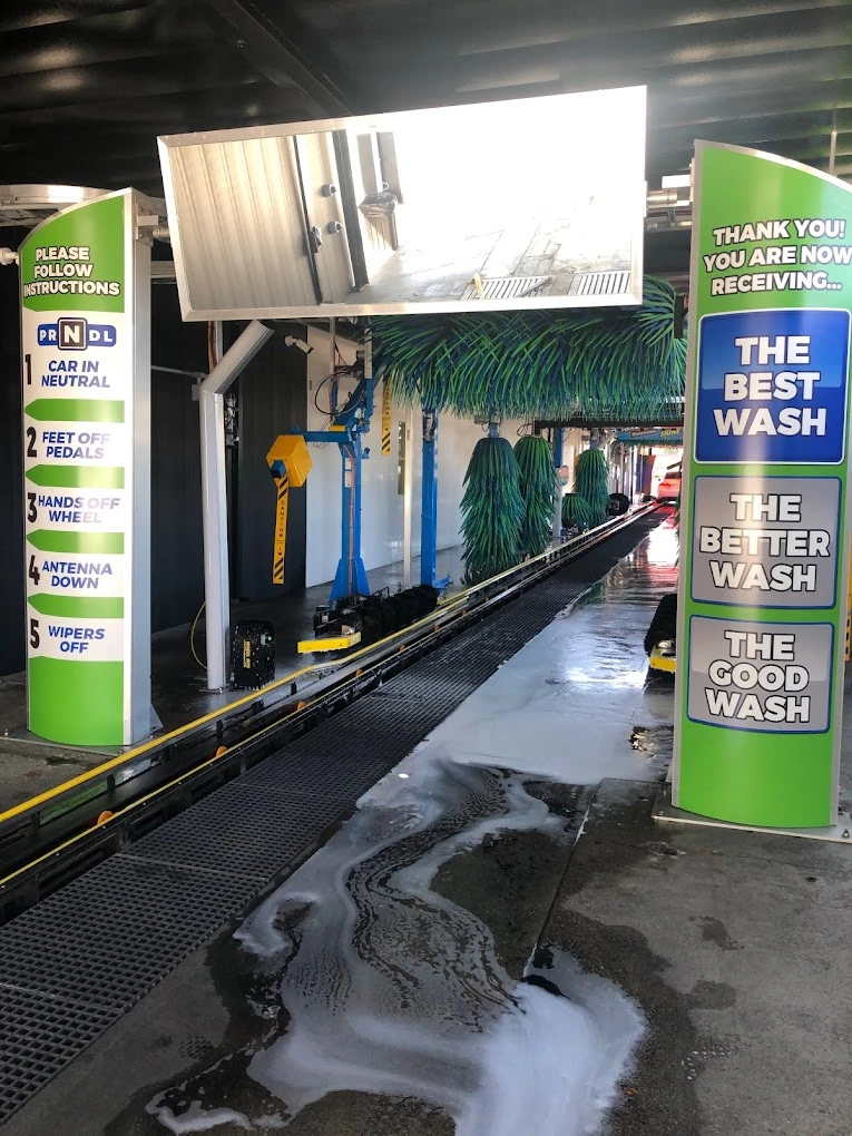 Top 37 car wash in Long Beach