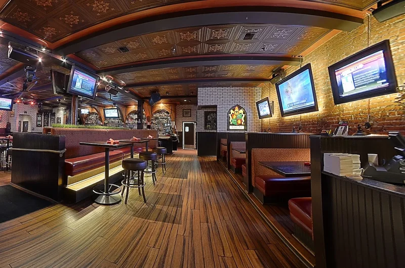 Top 15 british pubs in Gaslamp Quarter San Diego