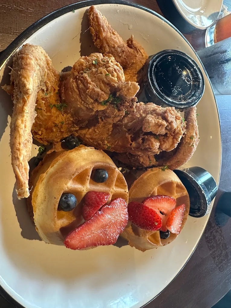 Best of 8 chicken nuggets in Willowbrook Houston