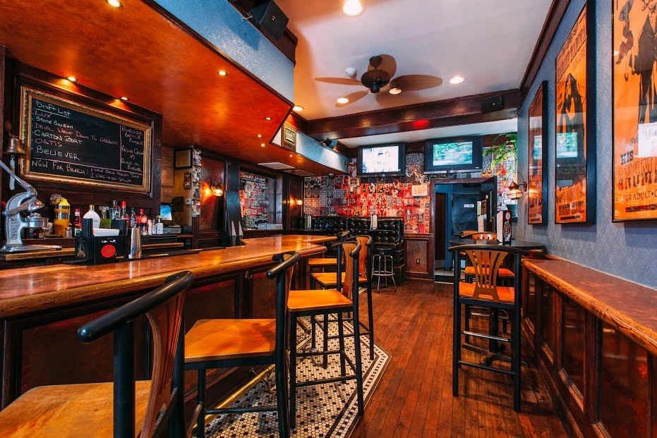 Best of 12 bars in Manayunk Philadelphia