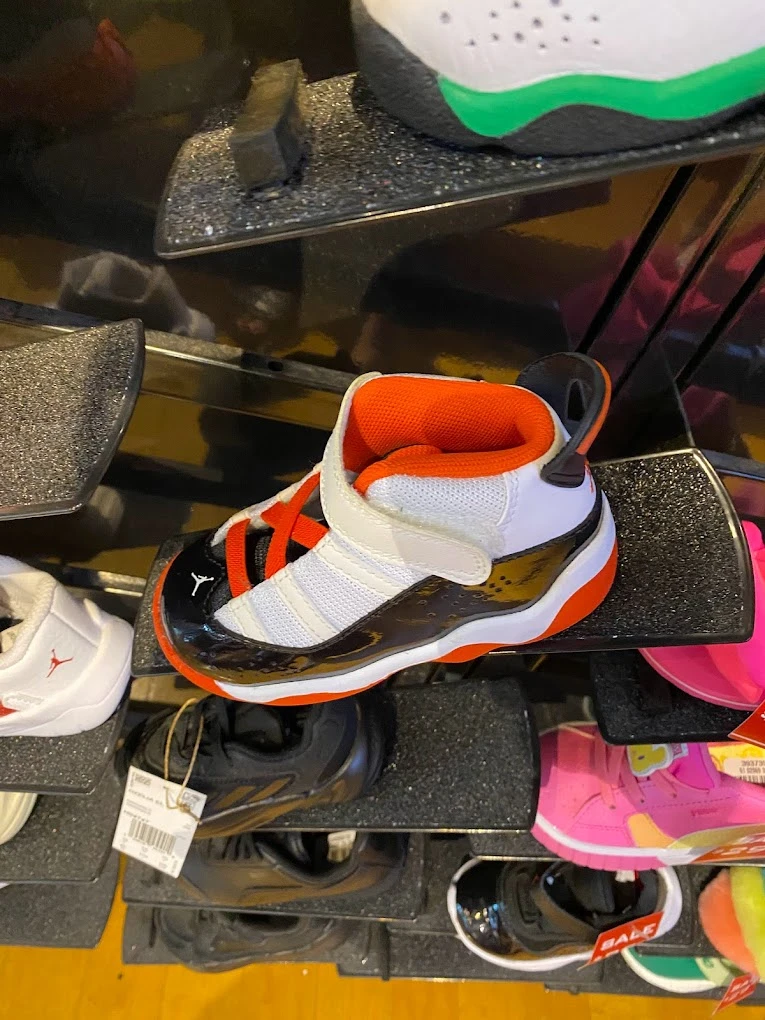 Best of 13 shoe stores for kids in Dallas