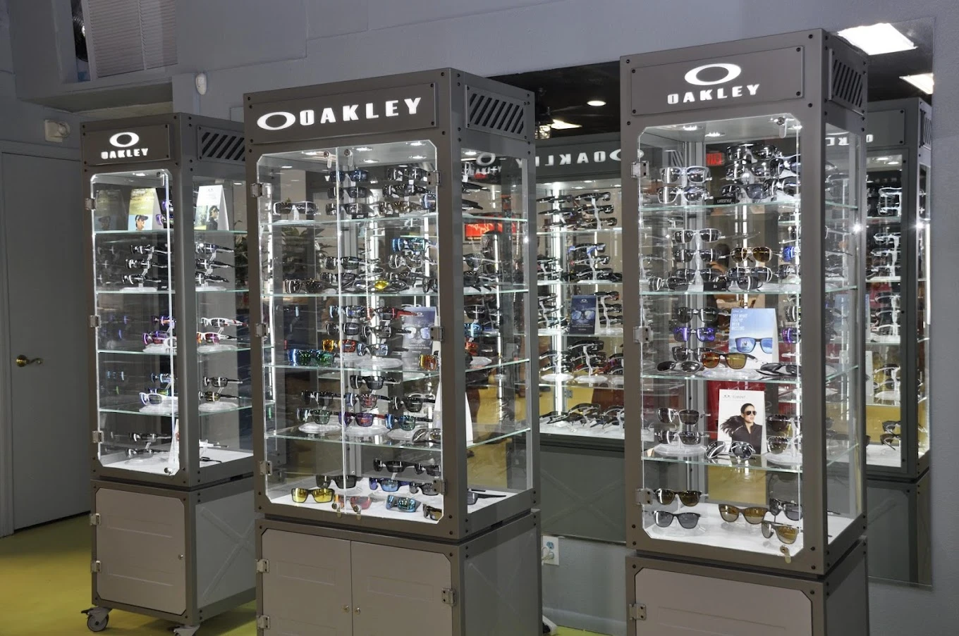 Top 12 sunglasses stores in Phoenix