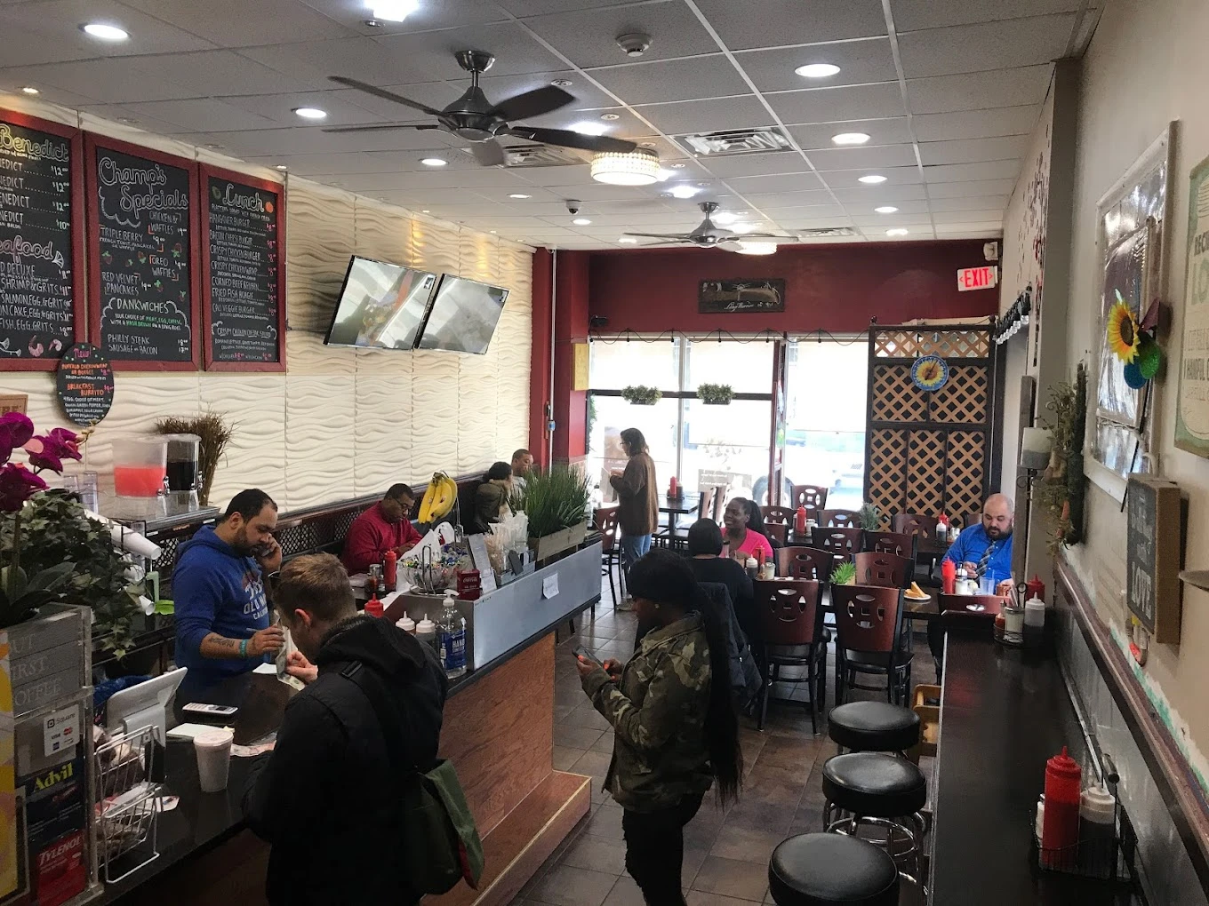 Top 9 fast food restaurants in Cecil B. Moore Philadelphia
