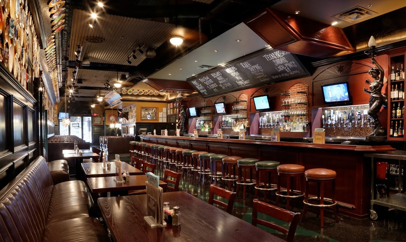 Best of 5 bars in Sundance Square Fort Worth