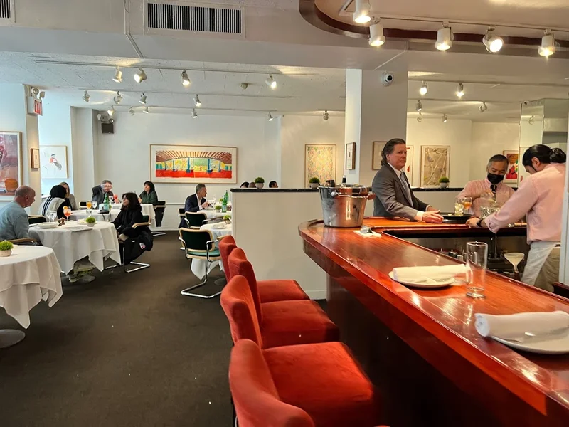 Michael's New York - Reviews & Menu - New York City