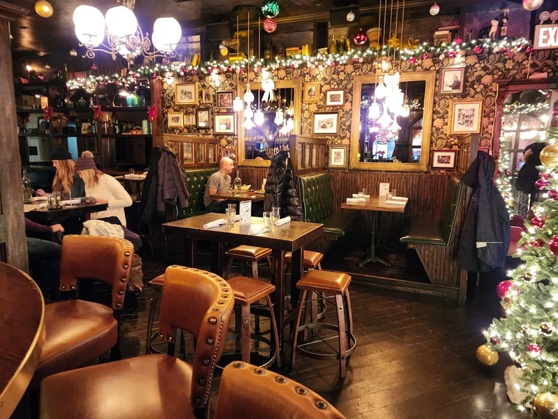 White Oak Tavern - Reviews & Menu - New York City