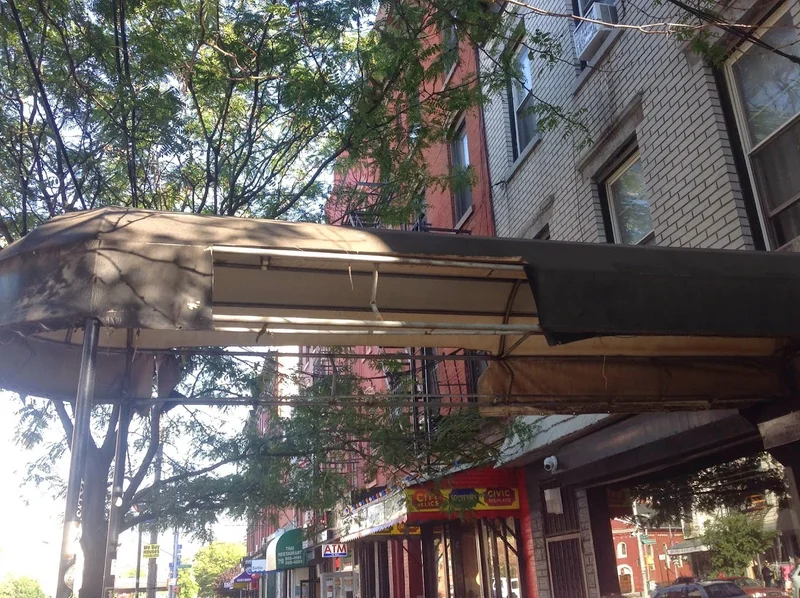 The Commodore - Reviews & Menu - New York City