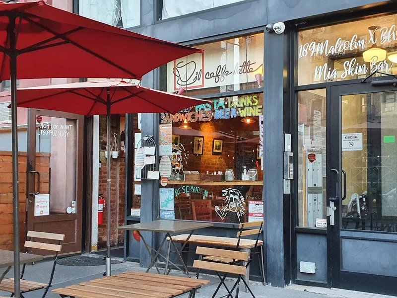 Il Caffe Latte - Reviews & Menu - New York City