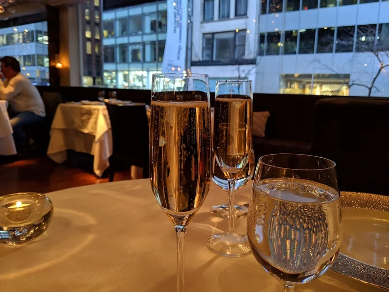Caviar Russe - Reviews & Menu - New York City