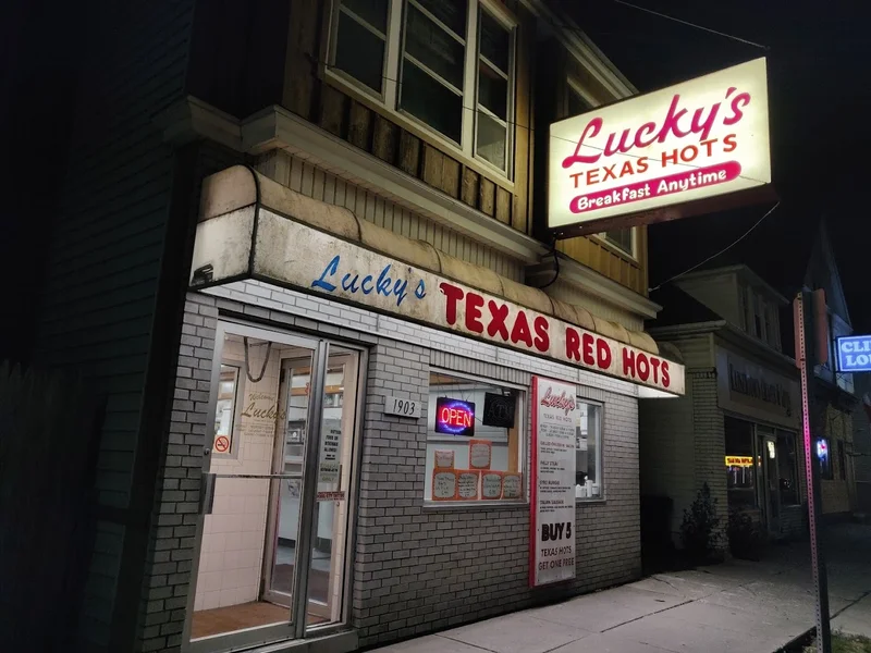 Lucky's Texas Red Hots - Reviews & Menu - New York City
