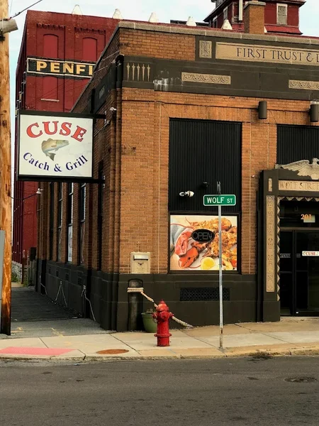 Cuse Catch and Grill - Reviews & Menu - New York City