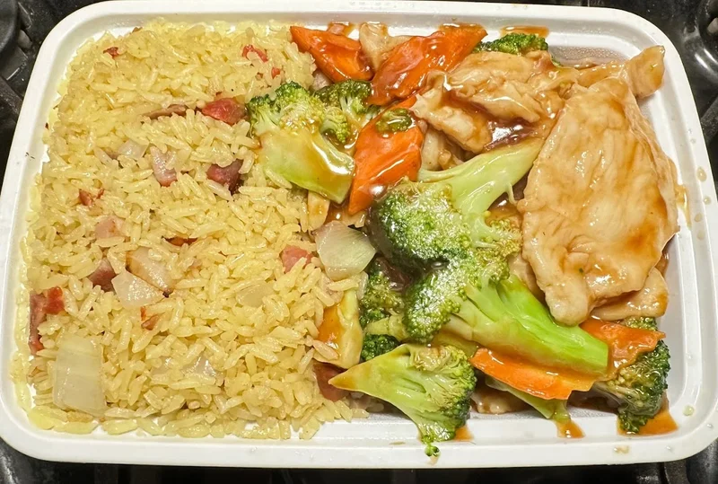 Yummy Yummy Kitchen - Reviews & Menu - New York City