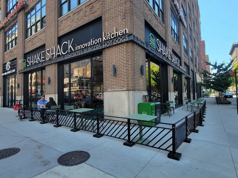 Shake Shack West Village - Reviews & Menu - New York City