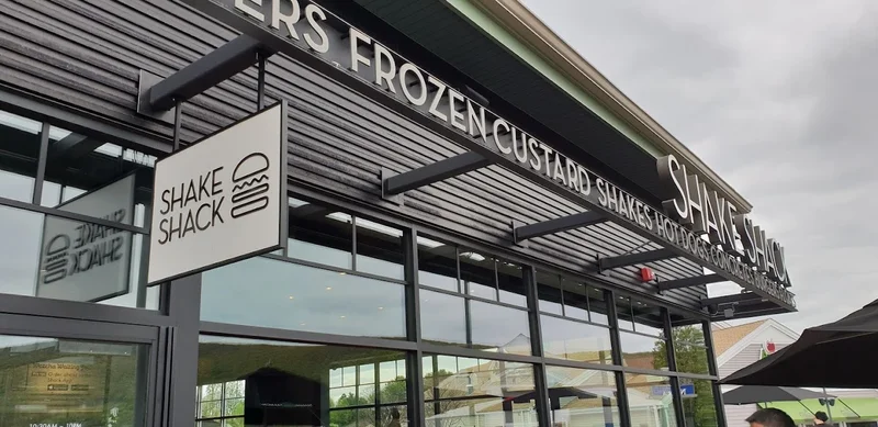 Shake Shack Fulton Transit CTR - Manhattan - Reviews & Menu - New York City