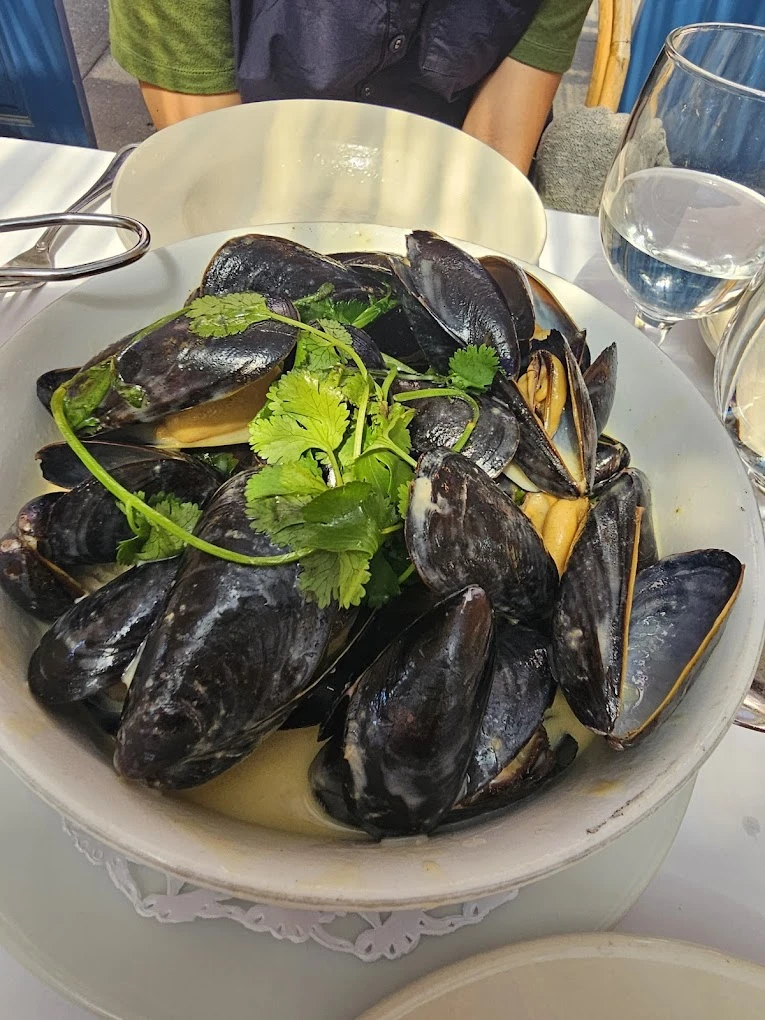 Le Charlot - Reviews & Menu - Upper East Side NYC