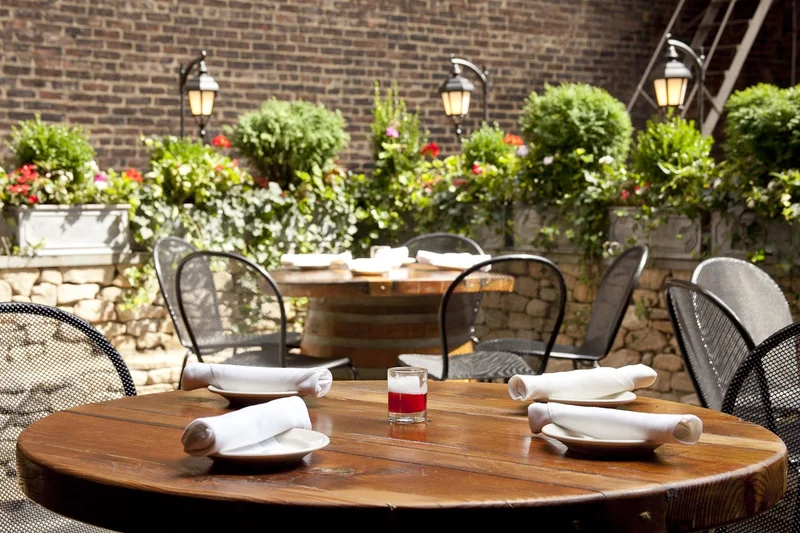 Hurley's Restaurant & Bar - Reviews & Menu - Theater District NYC
