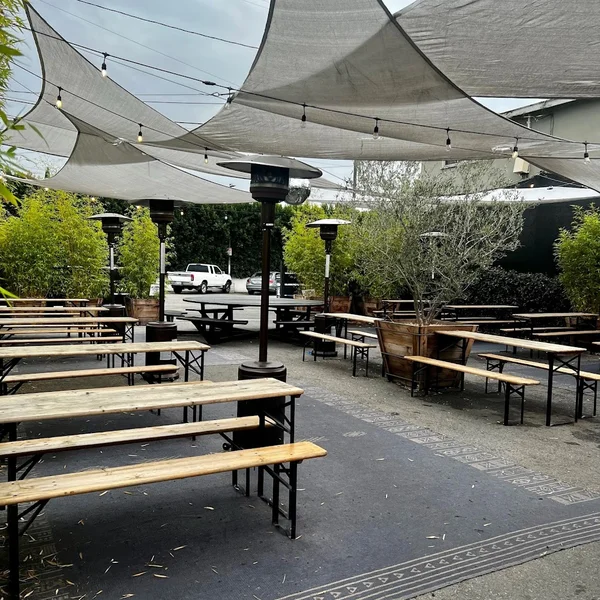 Club Tee Gee - Reviews & Menu - Atwater Village Los Angeles