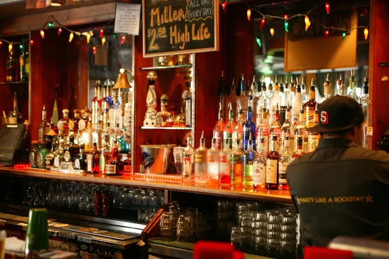 Guava Beach Bar & Grill - Reviews & Menu - Mission Beach San Diego