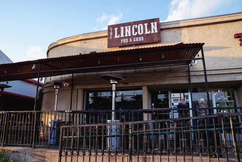 The Lincoln Pub & Grub - Reviews & Menu - Fresno