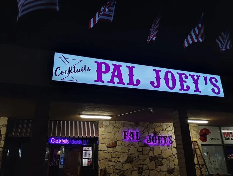 Pal Joey's Cocktail Lounge - Reviews & Menu - San Diego